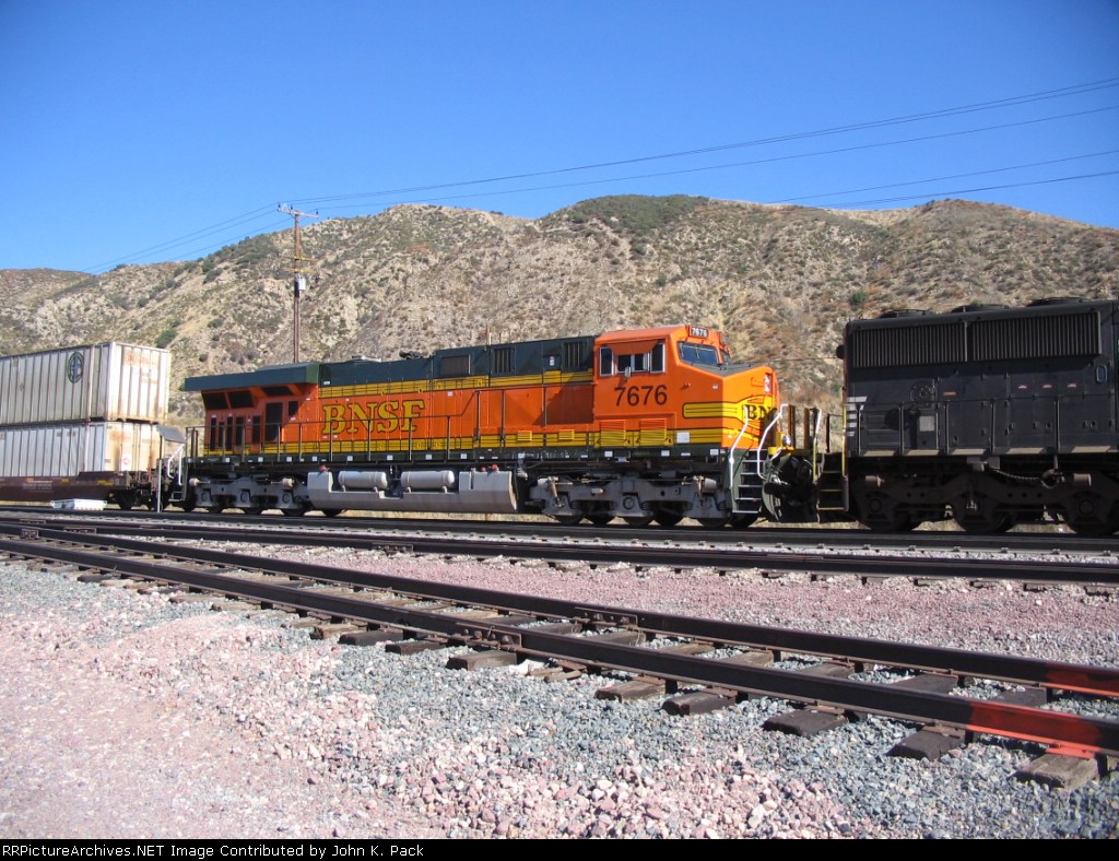 BNSF 7676